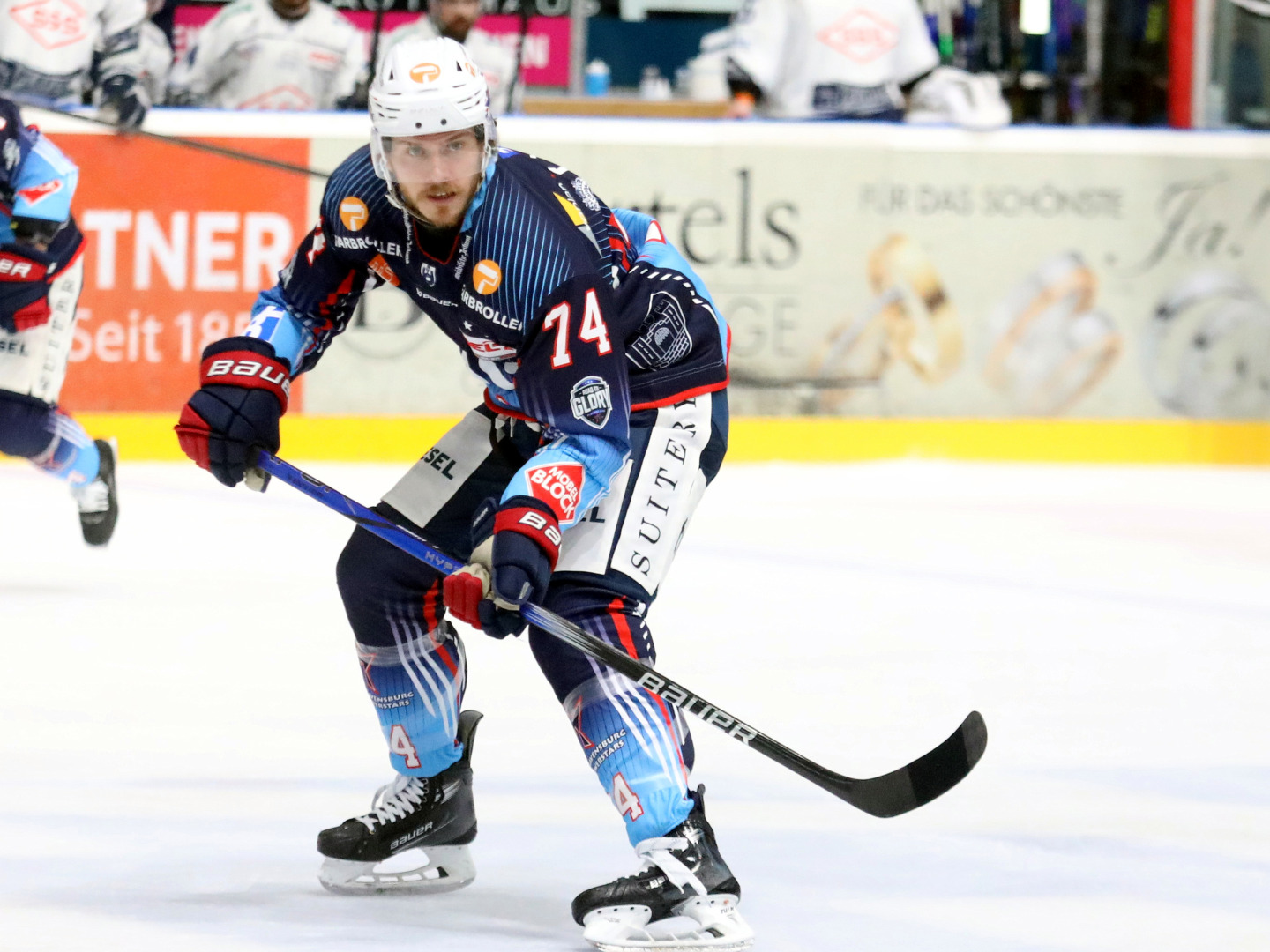 MIT LOUIS LATTA WEITERES ZEICHEN FÜR KONTINUITÄT GESETZT - Towerstars